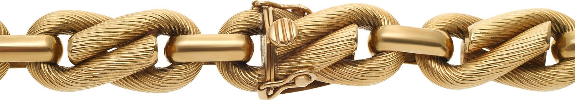 Infinity Link Chain in 18k yellow gold. 32 inch length.